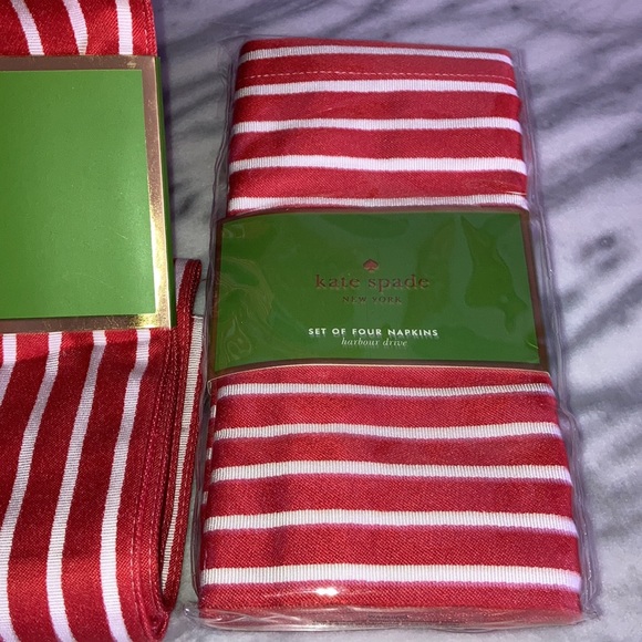 kate spade | Dining | New Kate Spade Harbour Drive Table Linen Set ...